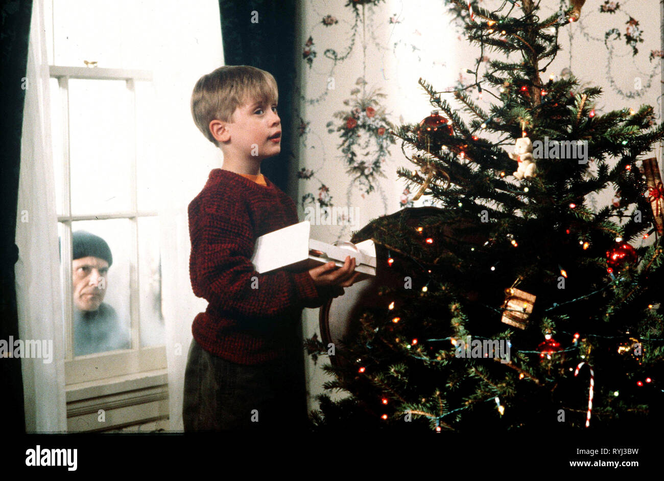 Macaulay Culkin Home Alone High Resolution Stock Photography and Images ...