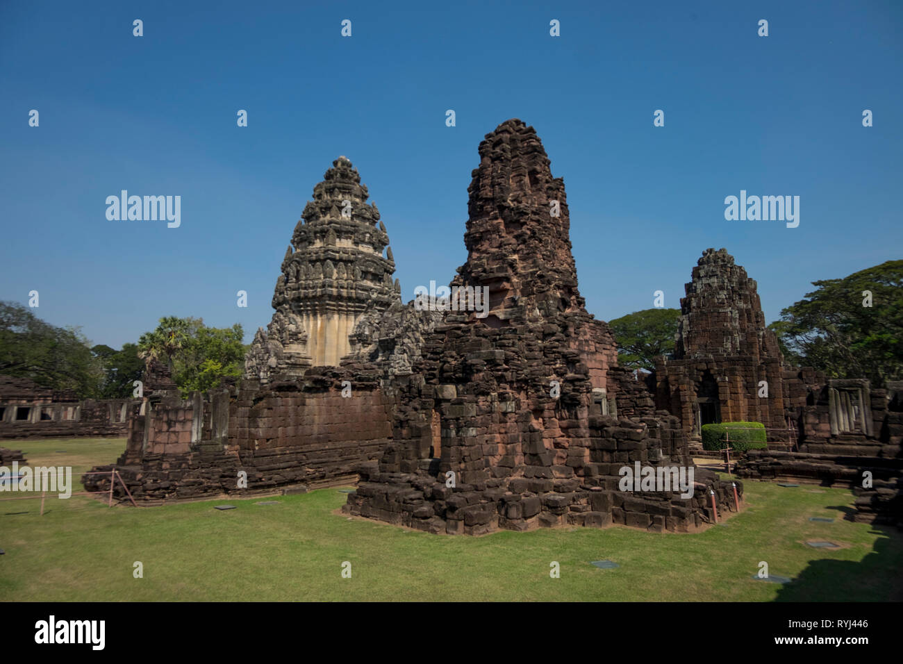 The beautiful Phimai Khmer ancient temple, near Khon Kaen, Thailand ...