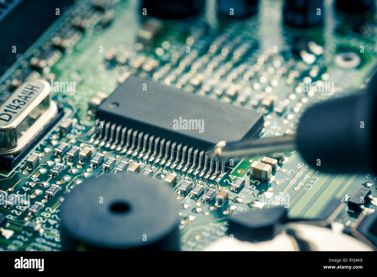 Multimeter resistor hi-res stock photography and images - Alamy