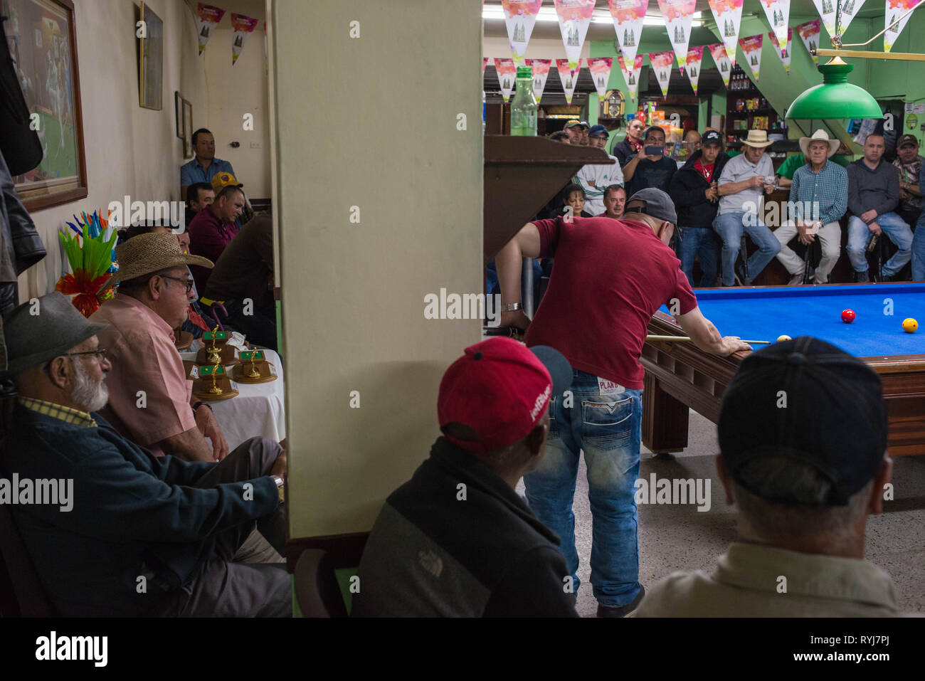 Donmatias, Antioquia: Billiards tournament, cafè Apollo XII Stock Photo ...