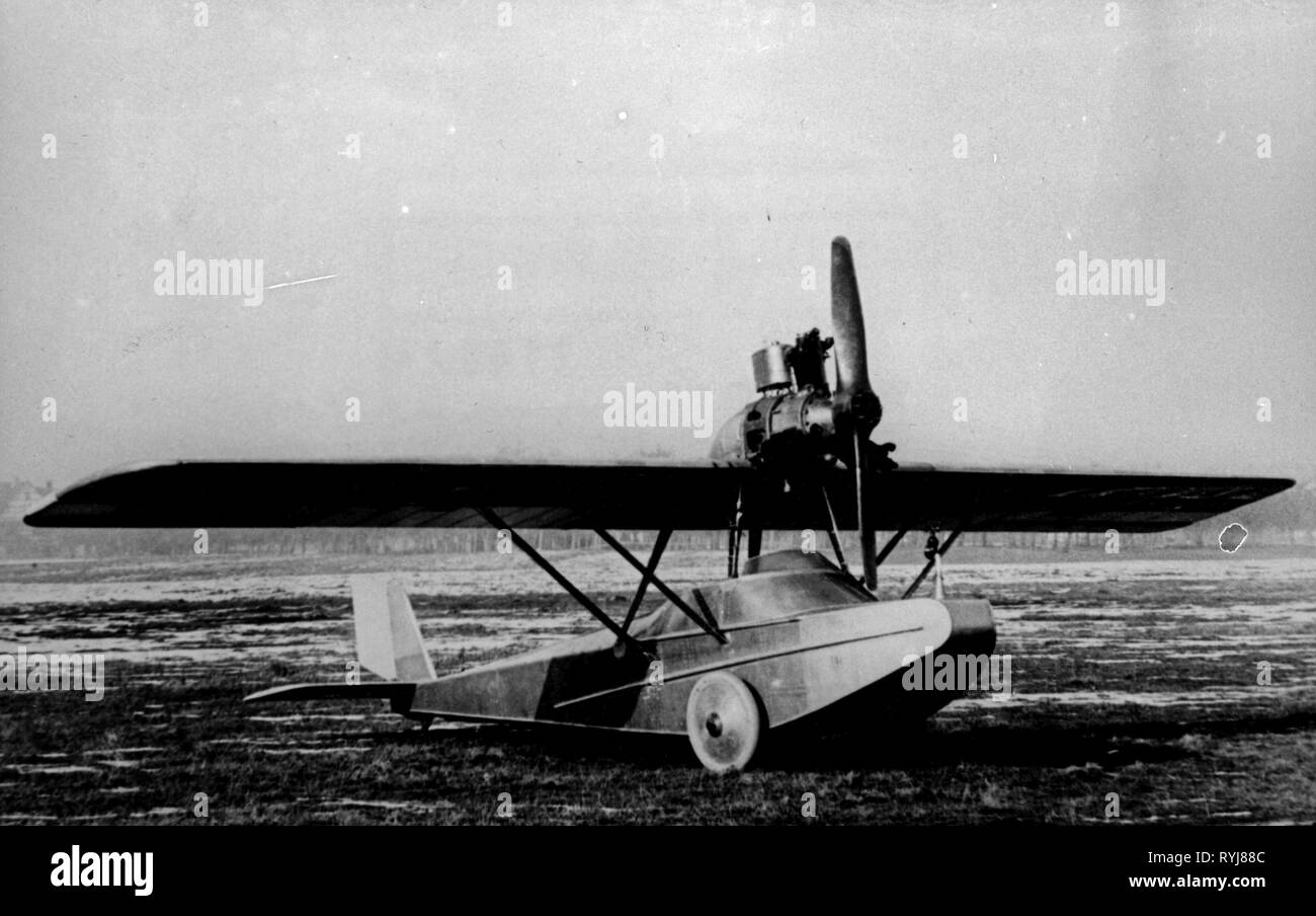 German training aircraft hi-res stock photography and images - Alamy