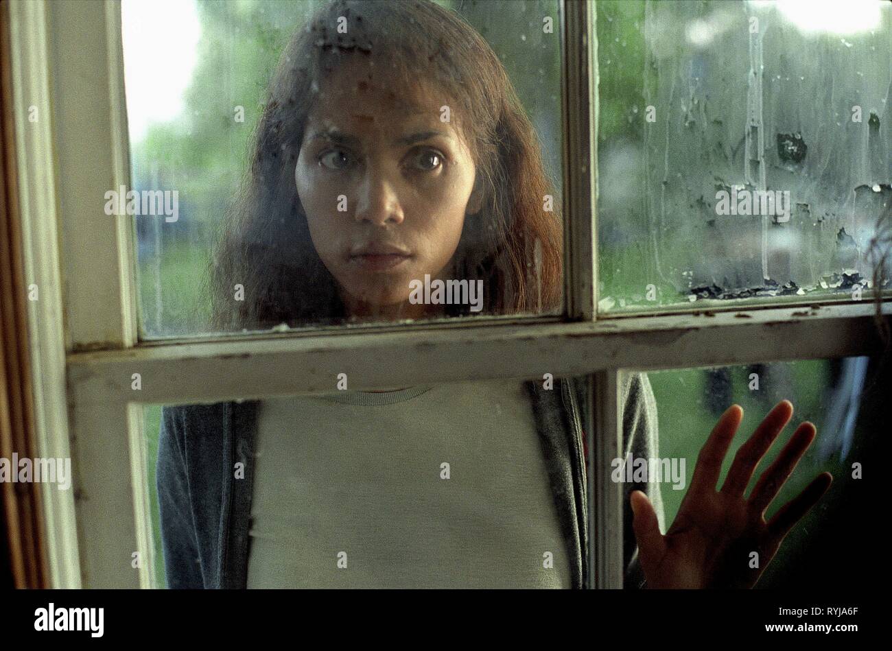 Gothika 2003 Halle Berry High Resolution Stock Photography and Images ...