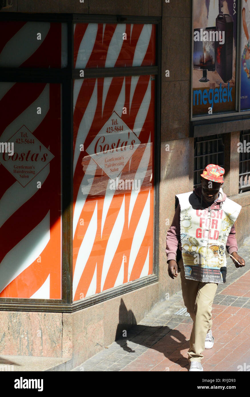 Gold advertisement hi-res stock photography and images - Alamy