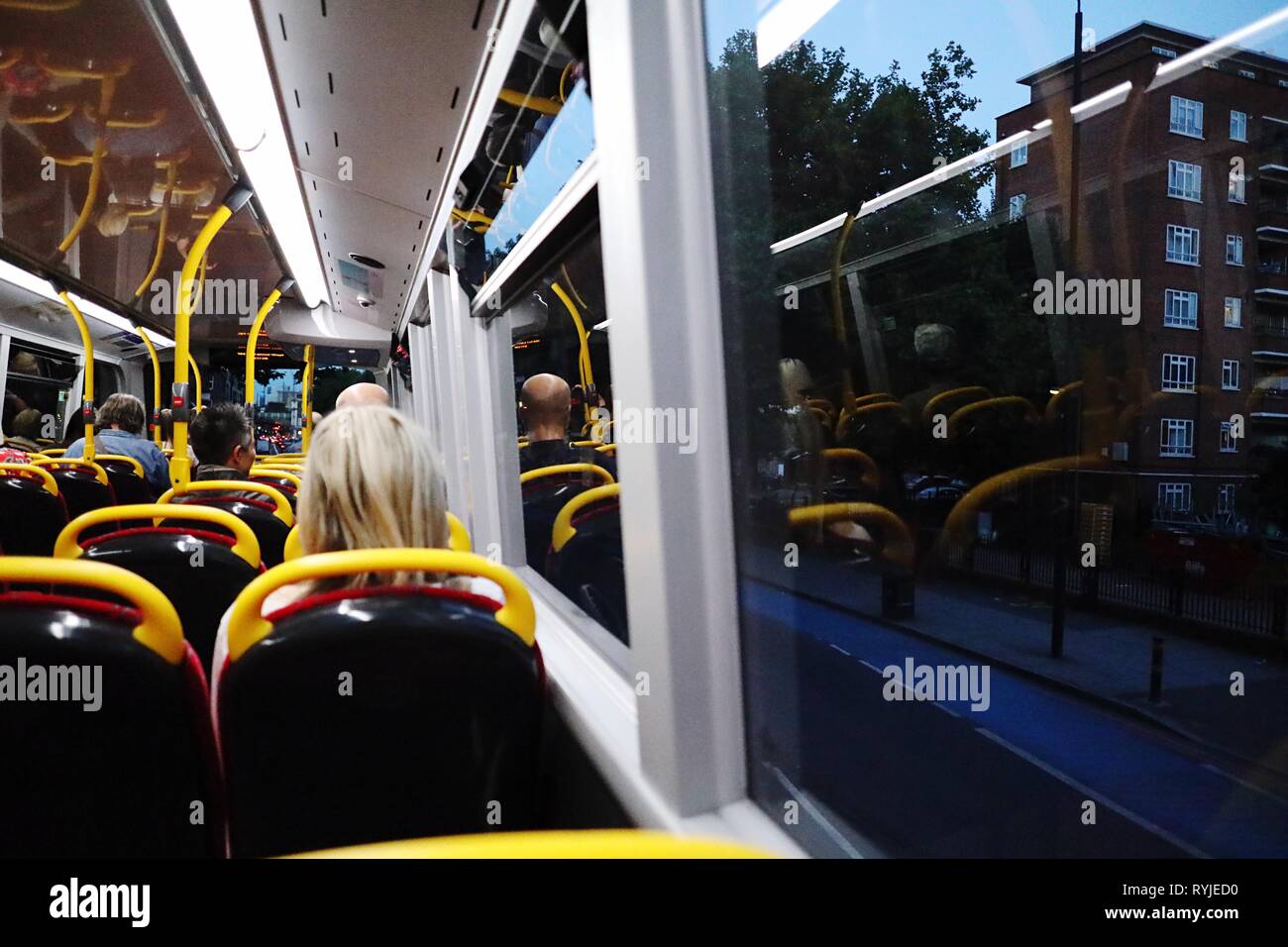 London trasport hi-res stock photography and images - Alamy