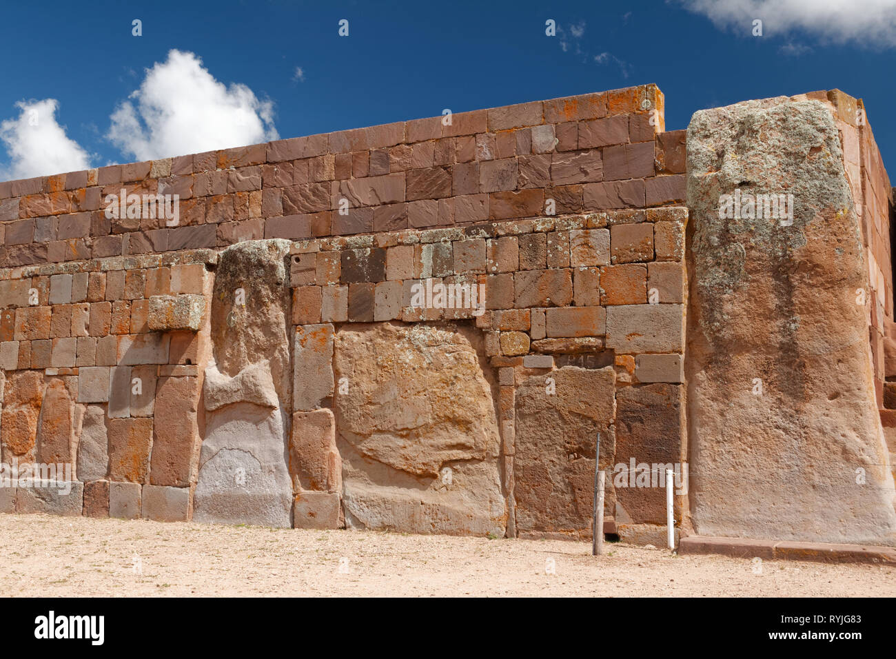 Ruins of a prehistoric Tiahuanaco (Tiwanaku) in Bolivia Stock Photo - Alamy