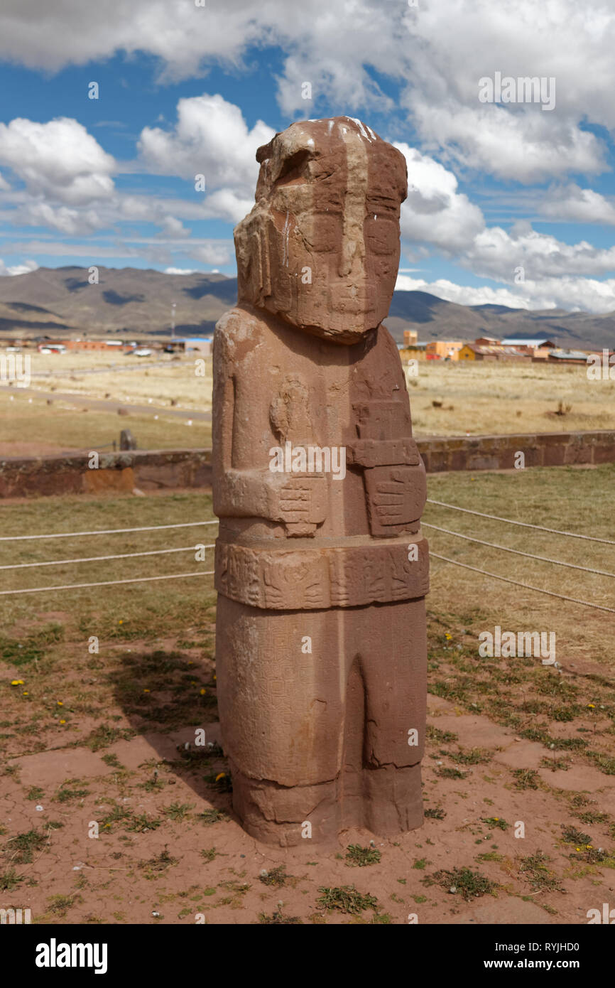 Tiahuanaco pottery hi-res stock photography and images - Alamy