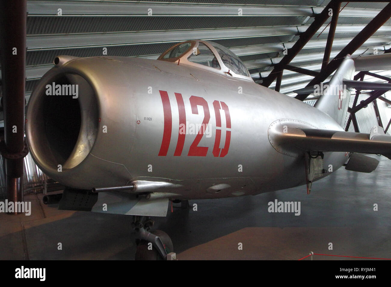 15 jet fighter hi-res stock photography and images - Alamy