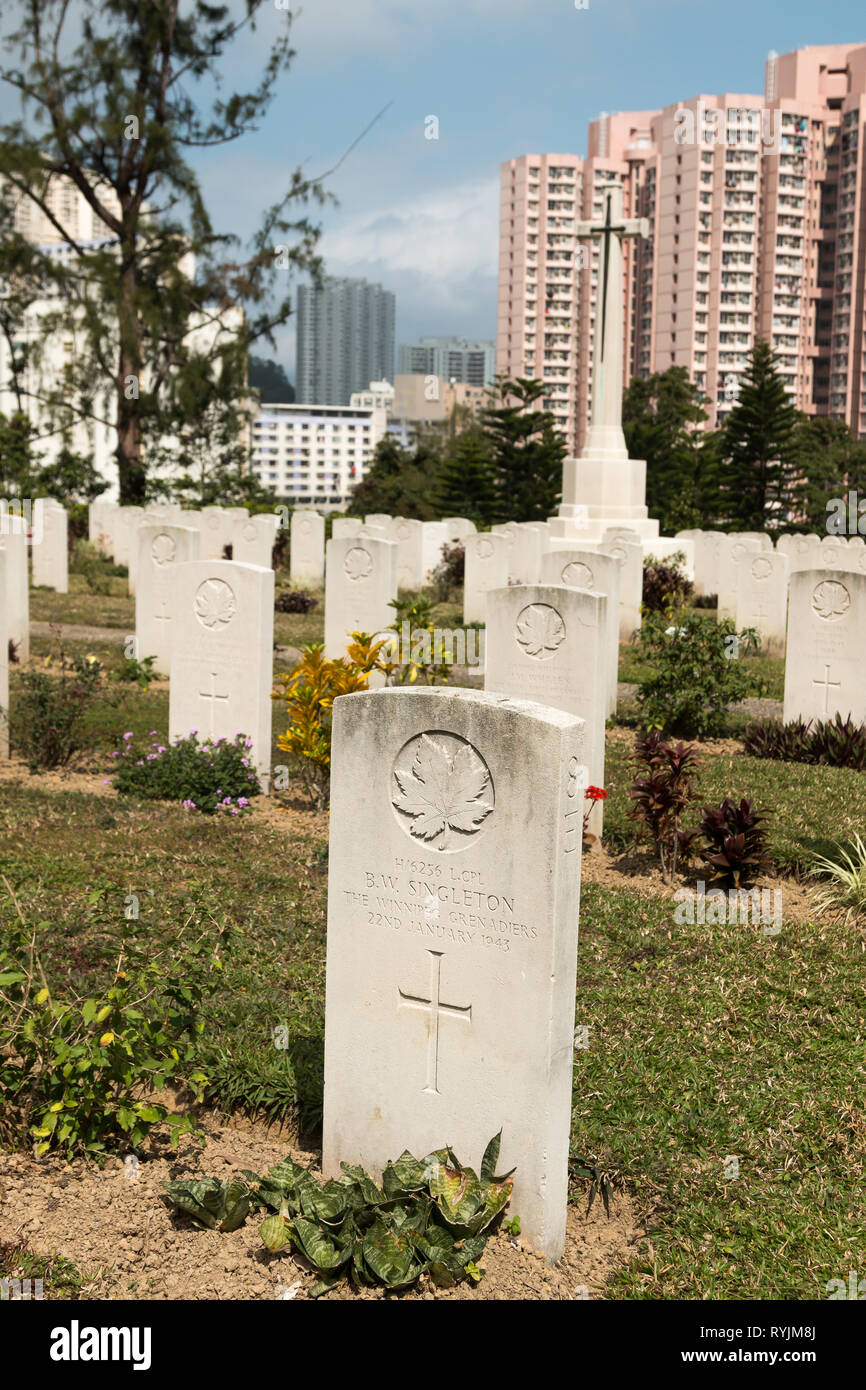 Memorial to soldiers lost in the second world war hi-res stock ...