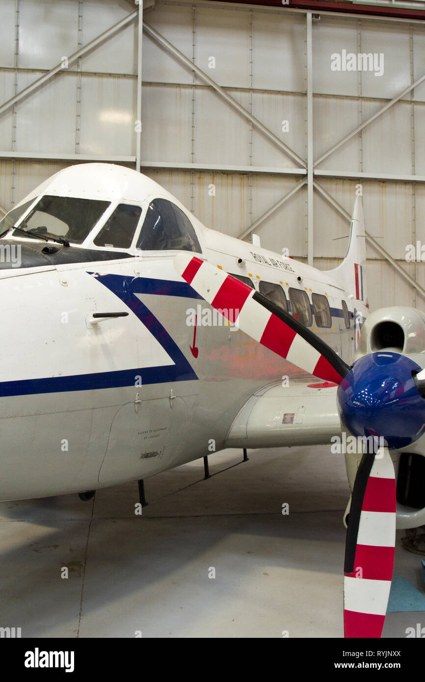 Aircraft planes military hi-res stock photography and images - Alamy