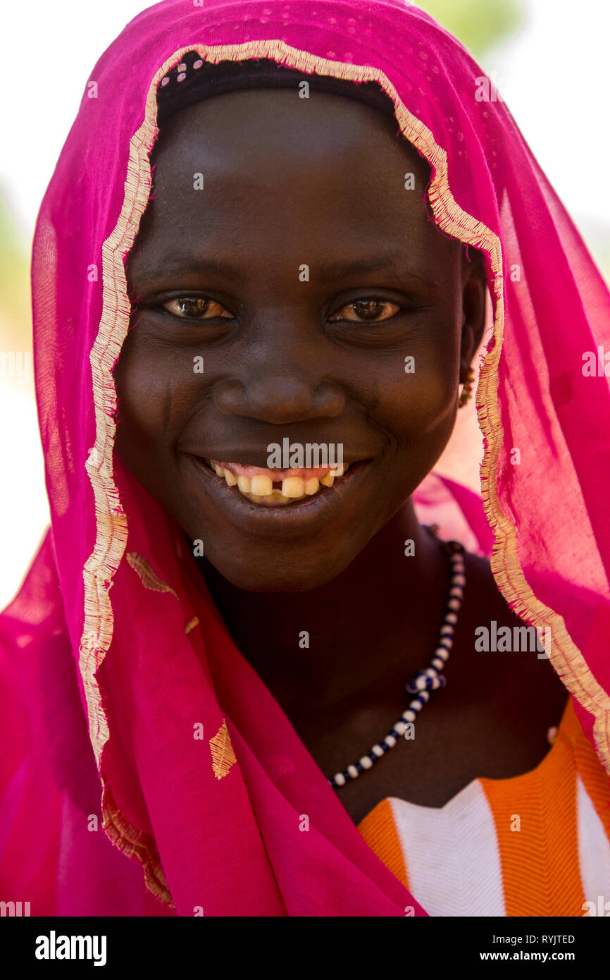 Northern african woman hi-res stock photography and images - Alamy