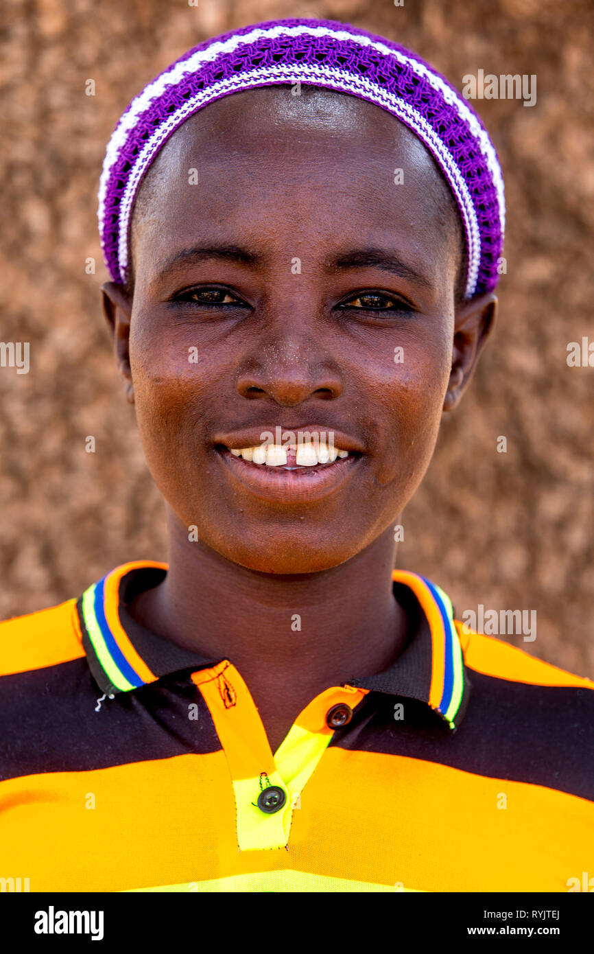 Northern african woman hi-res stock photography and images - Alamy