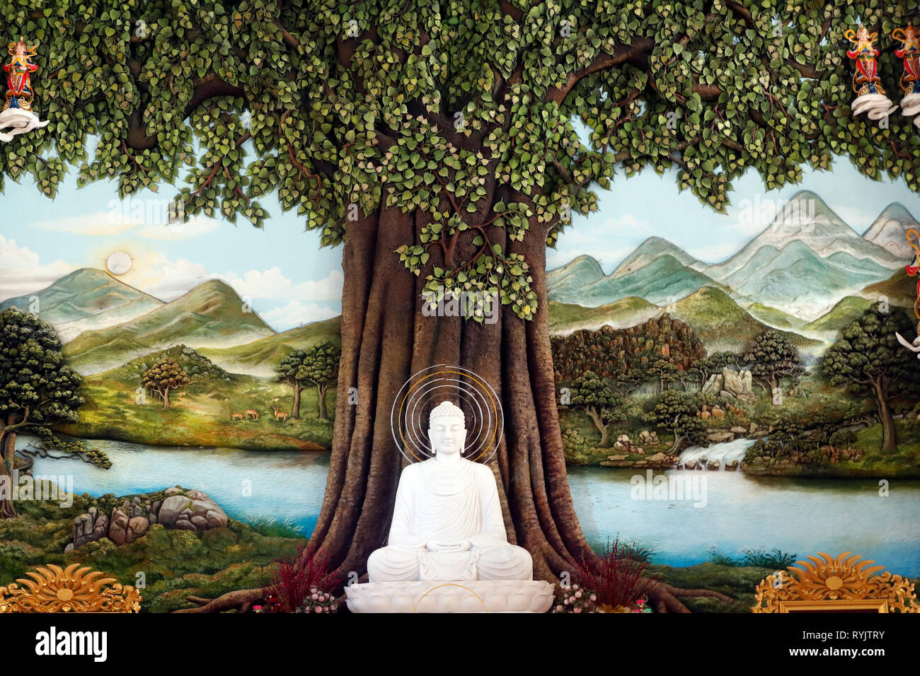 Van Linh buddhist pagoda. The Life of the Buddha, Siddhartha Gautama ...