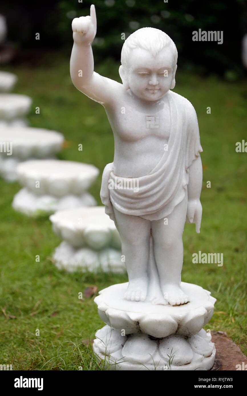 Siddhartha gautama birth hi-res stock photography and images - Alamy