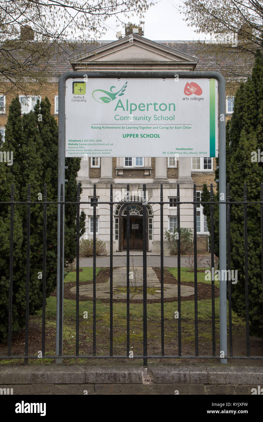 Alperton london hi-res stock photography and images - Alamy