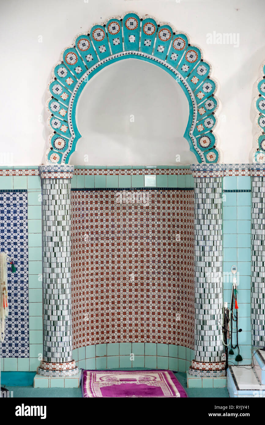 Modern Mihrab Design