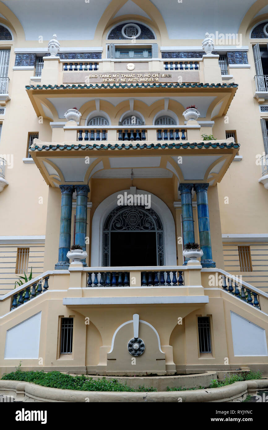 French colonial architecture saigon hi-res stock photography and images ...