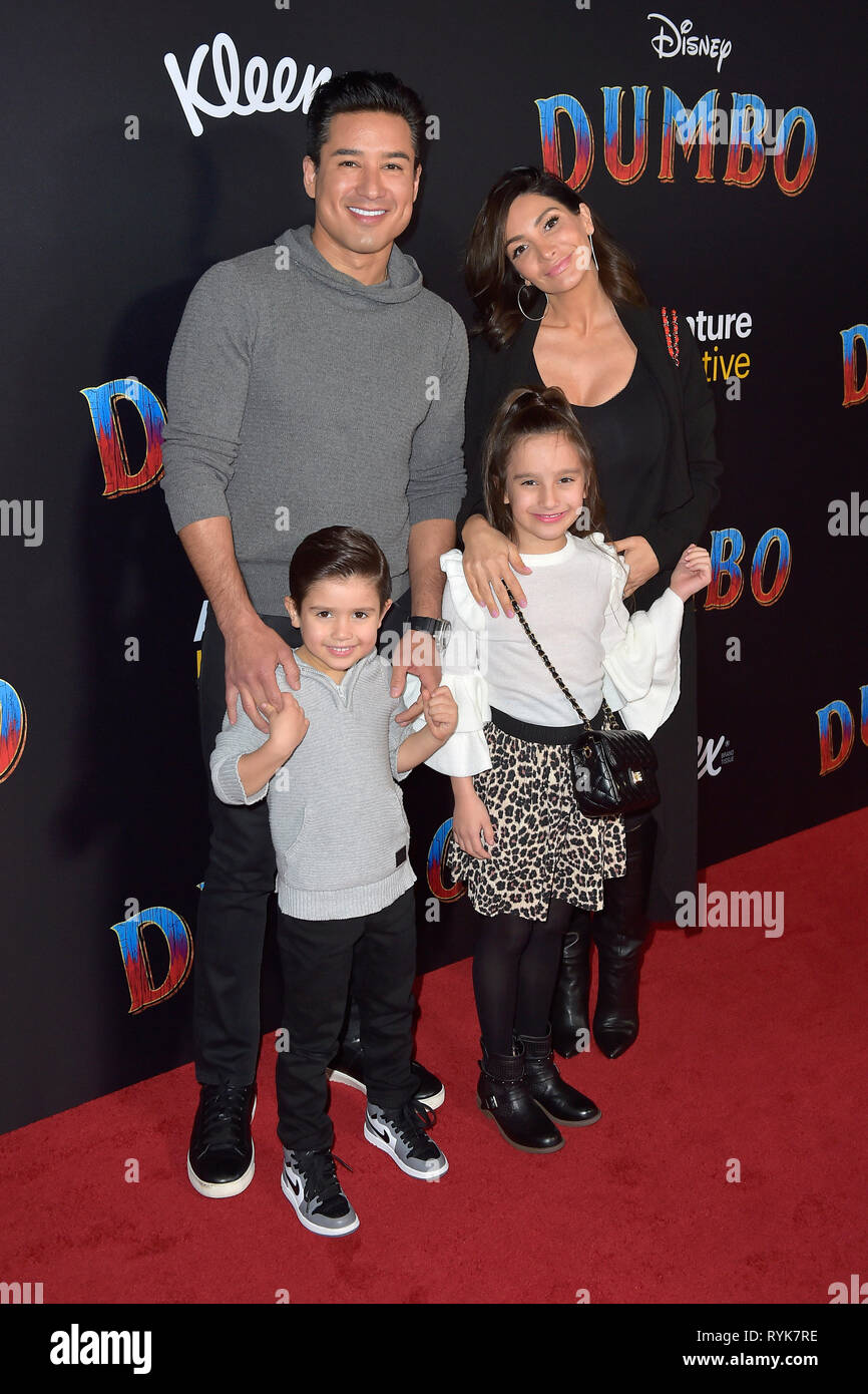 Mario Lopez, his wife Courtney Laine Mazza and their children Dominic ...