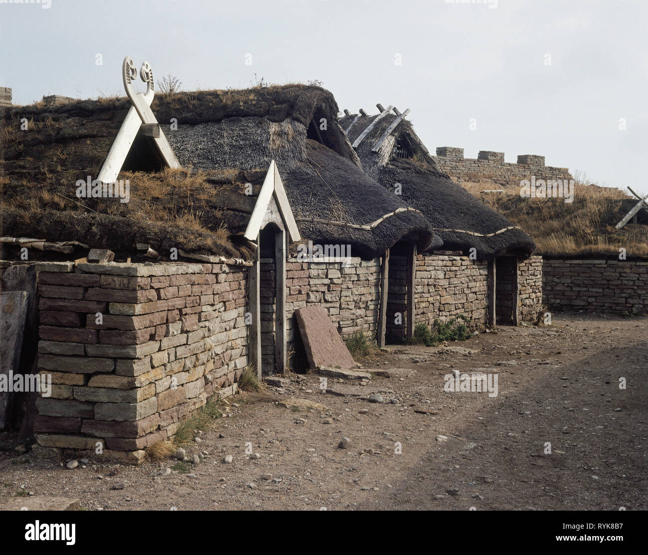 Prehistoric Building Stock Photos & Prehistoric Building Stock Images ...