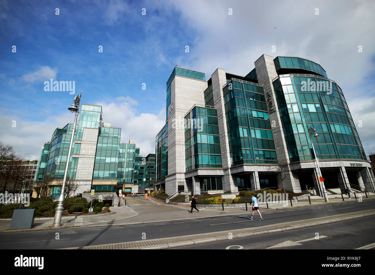 Dublin financial district hi-res stock photography and images - Alamy