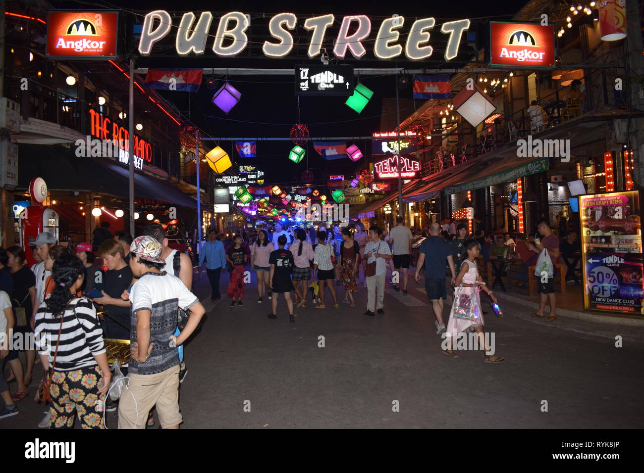 Siem reap night hi-res stock photography and images - Alamy