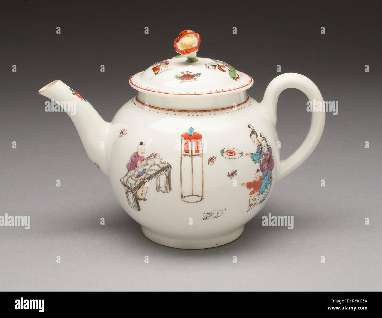 Royal worcester porcelain museum hi-res stock photography and images ...