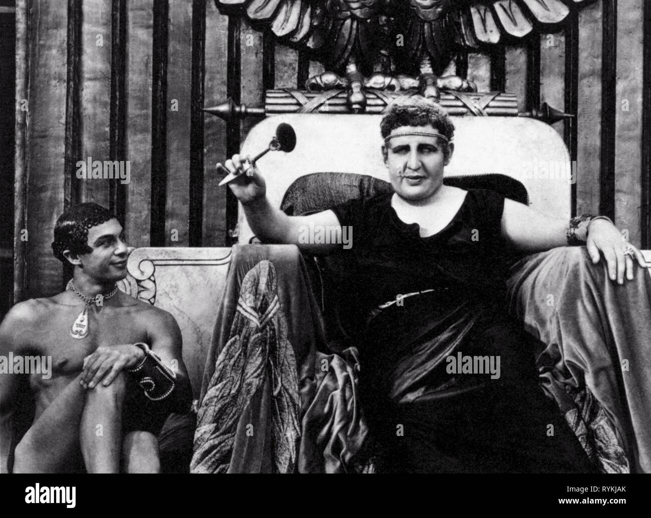 CHARLES LAUGHTON, THE SIGN OF THE CROSS, 1932 Stock Photo - Alamy
