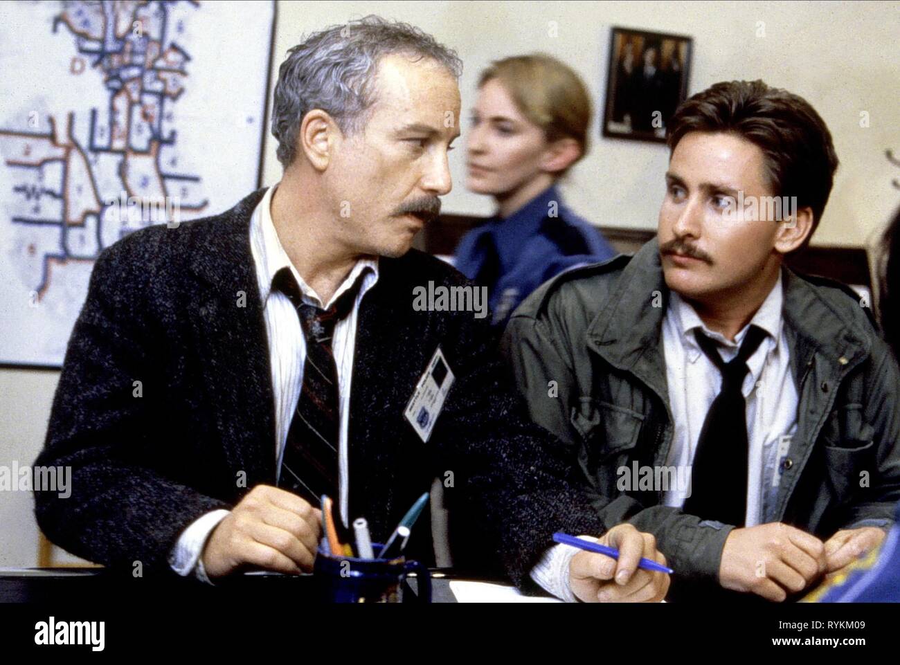 ESTEVEZ,DREYFUSS, STAKEOUT, 1987 Stock Photo - Alamy