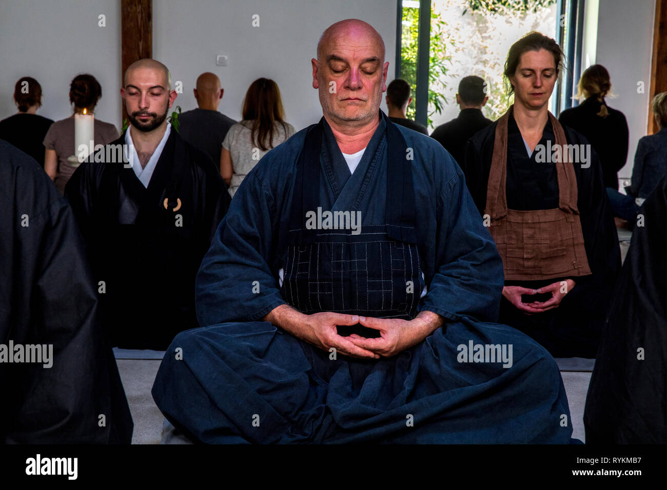 Zen sesshin (retreat) in Paris, France. Zazen (meditation Stock Photo ...