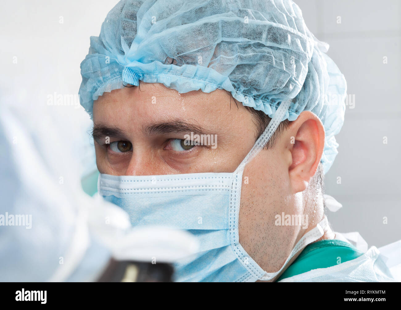 Surgical operating hi-res stock photography and images - Alamy