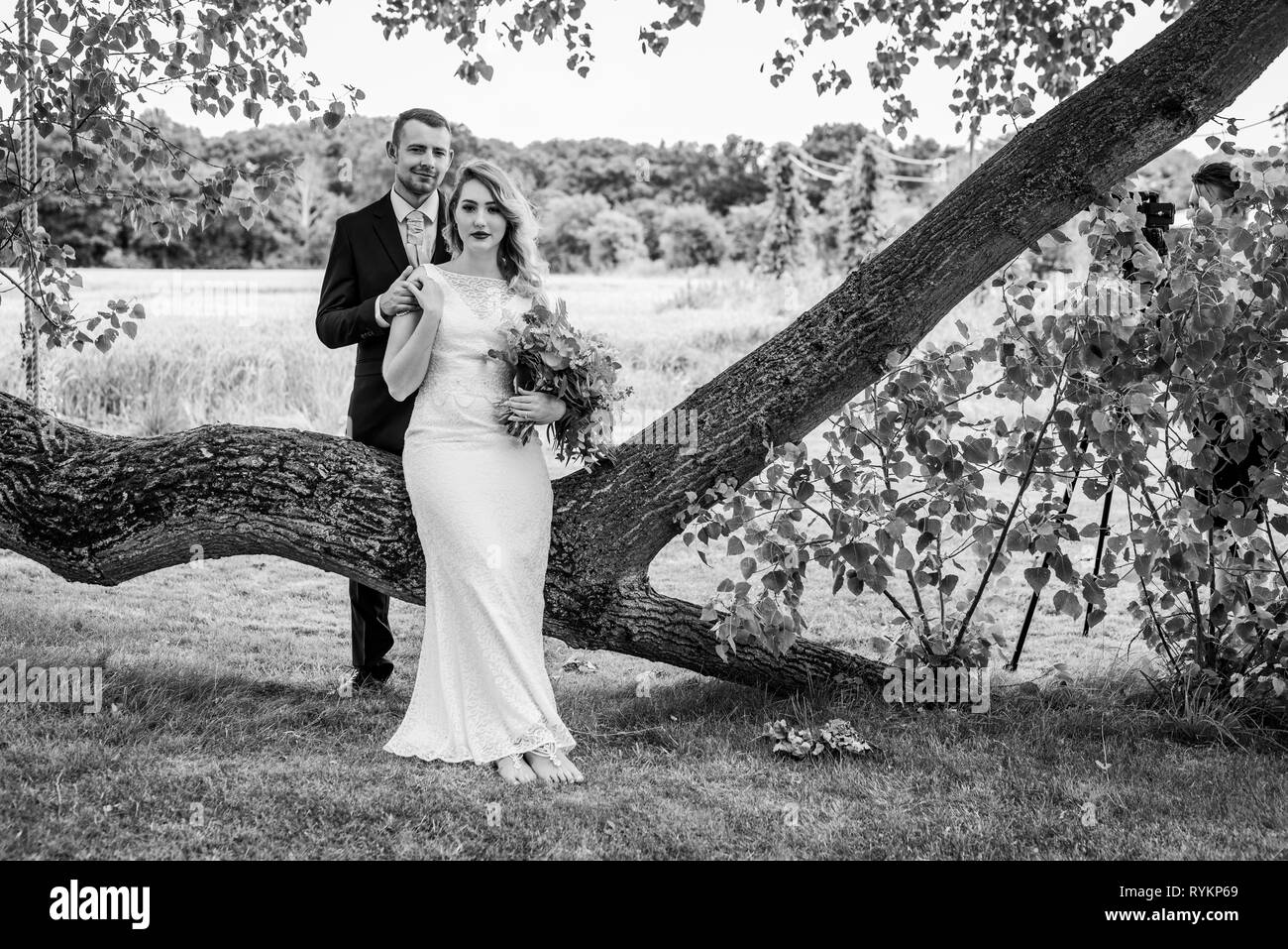 Countryside Wedding Shoot Stock Photo - Alamy