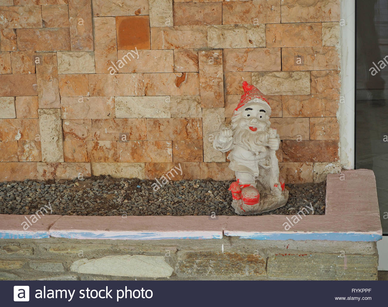 Dwarf Wall Stock Photos & Dwarf Wall Stock Images - Alamy
