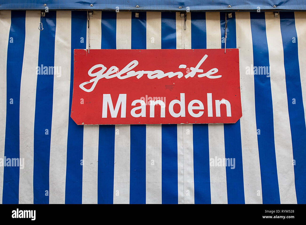 Advertising label for roasted almonds on a Christmas market Stock Photo ...
