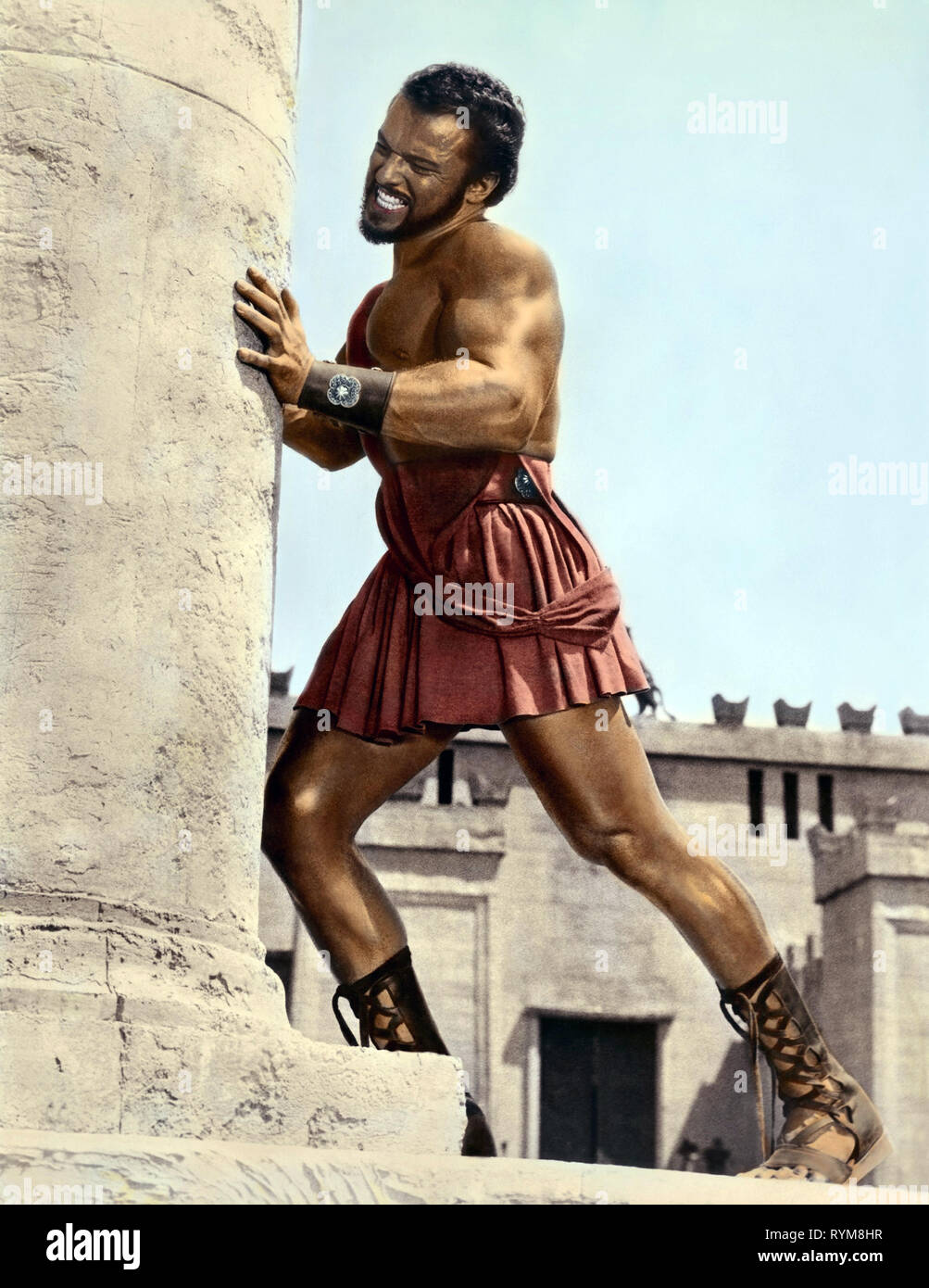 MARK FOREST, GOLIATH AND THE DRAGON, 1960 Stock Photo - Alamy