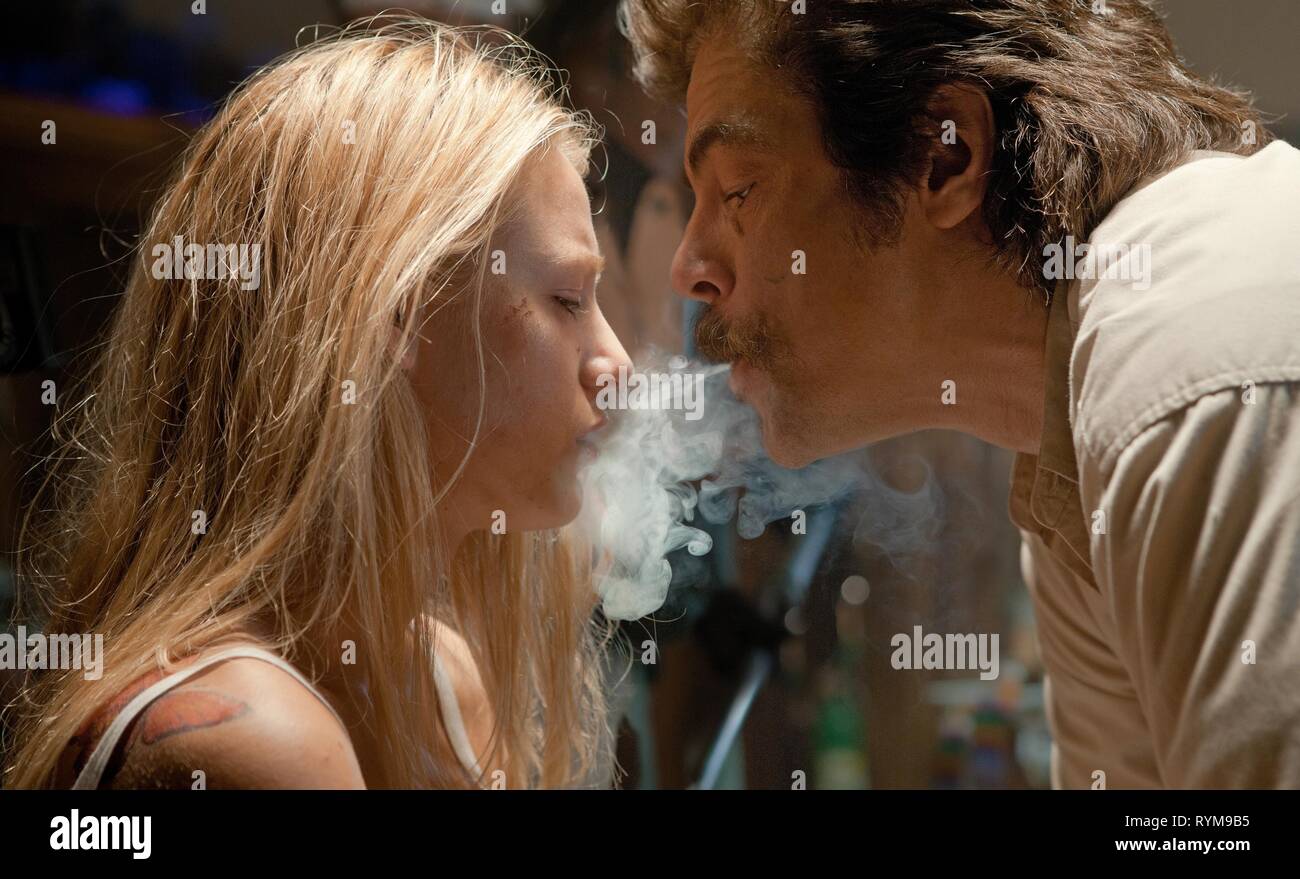 Savages Blake Lively High Resolution Stock Photography and Images - Alamy