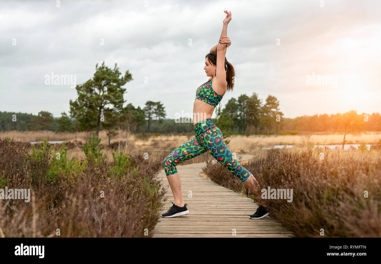 Exercising exercise exercises hi-res stock photography and images - Alamy