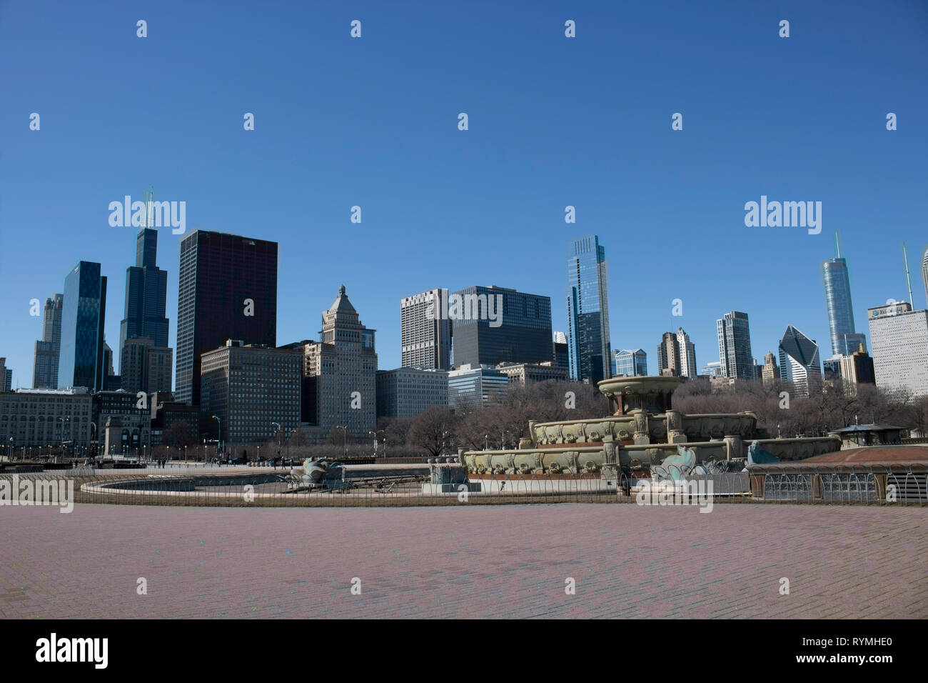 Chicagos skyline hi-res stock photography and images - Alamy