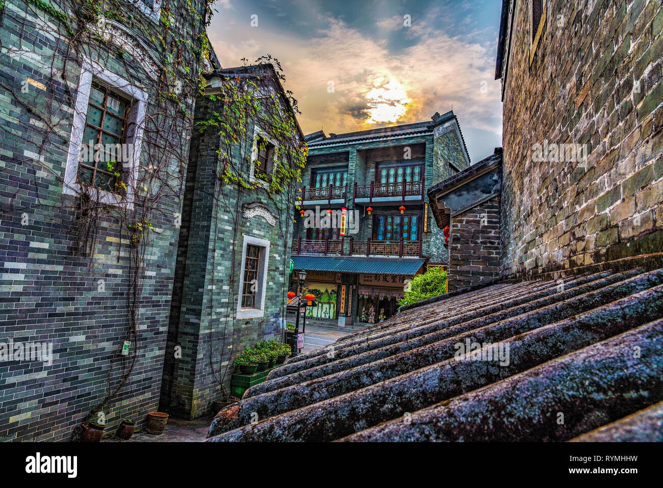 Lingnan architecture hi-res stock photography and images - Alamy