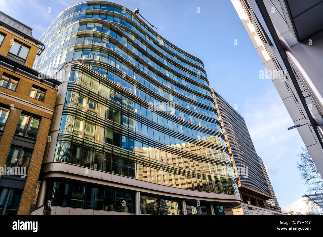 High tech buildings london hi-res stock photography and images - Alamy