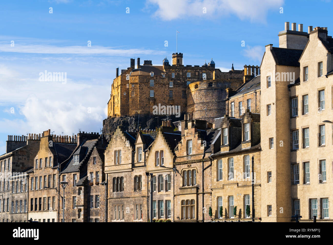 Old terraced houses hi-res stock photography and images - Alamy