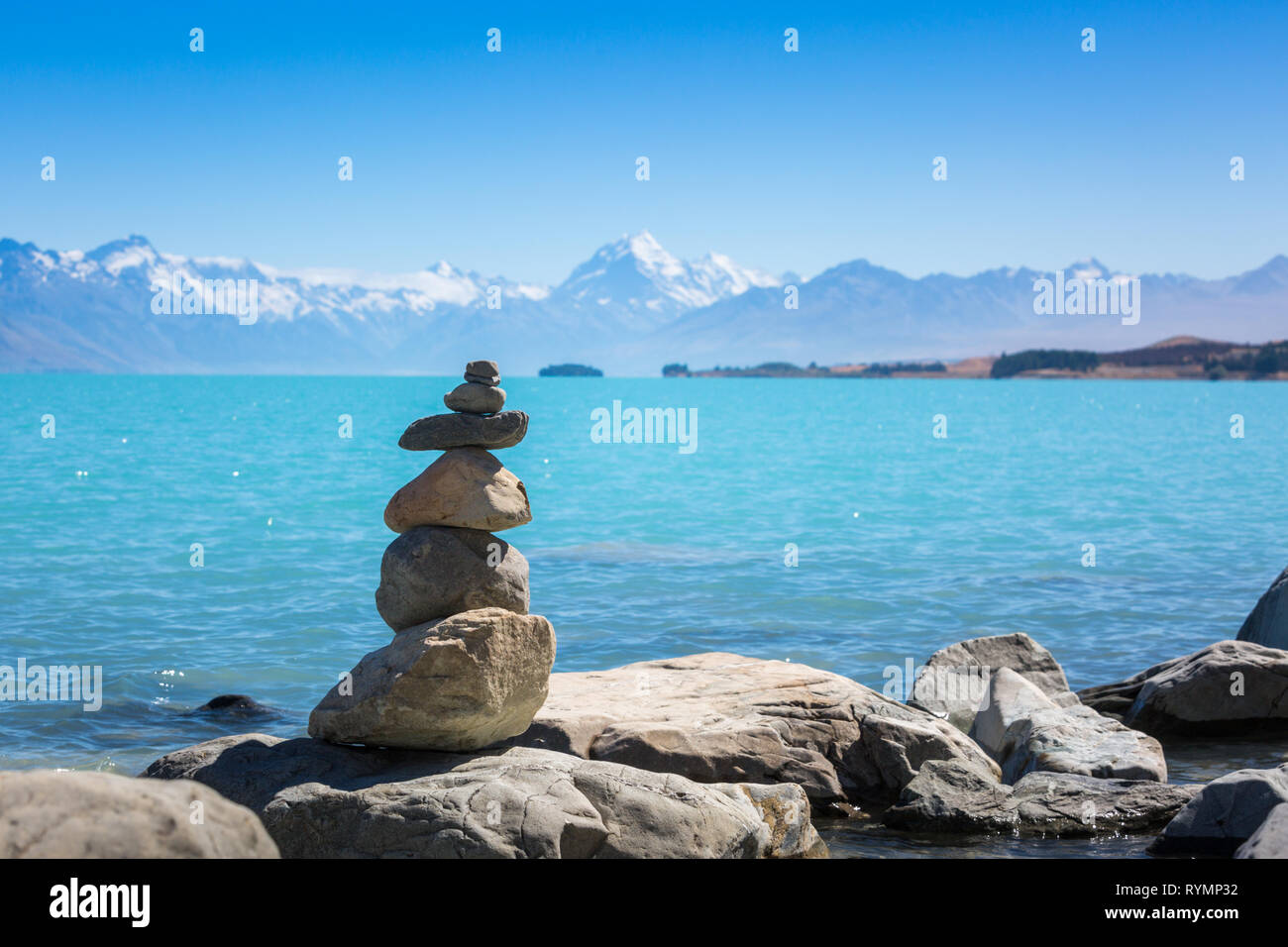Small stone hi-res stock photography and images - Alamy