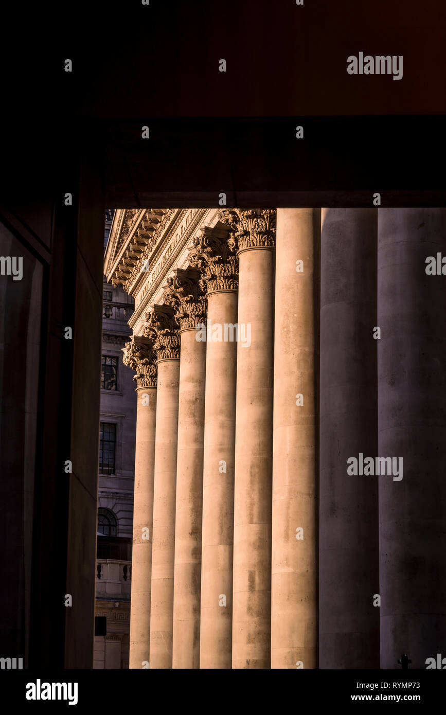 Corinthian columns of the Royal Exchange building, City of London ...