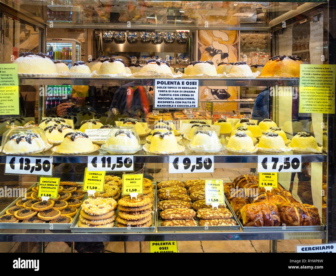 Italian Pastry Shop Stock Photos & Italian Pastry Shop Stock Images - Alamy