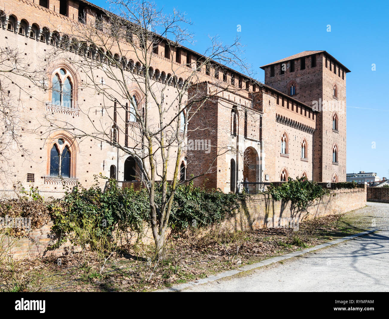 Travel to Italy - side view of Castello Visconteo (Visconti Castle) in ...