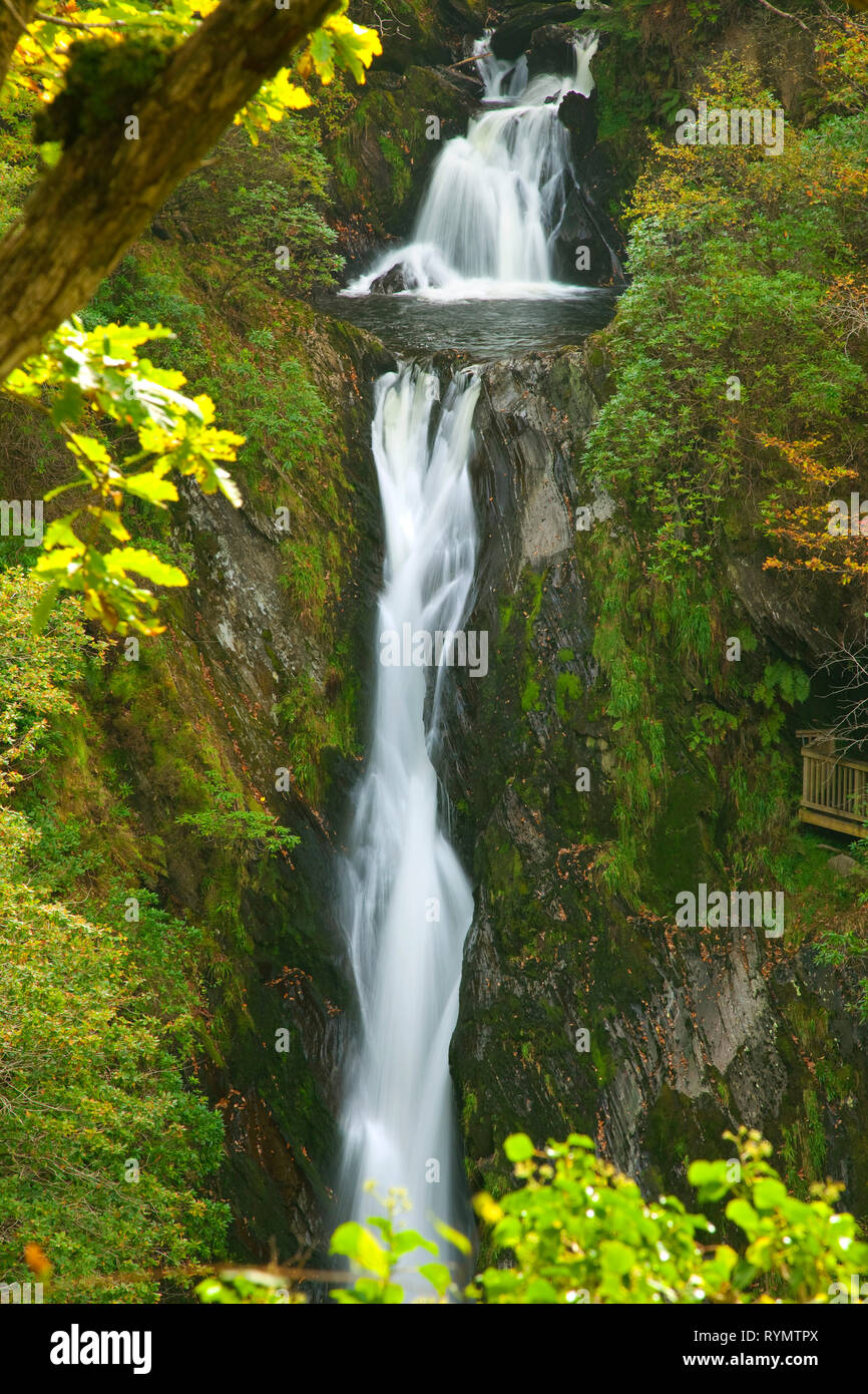 Rhaedr Mynach Waterfall, Devil's Bridge, Ceredigion, West Wales, UK ...