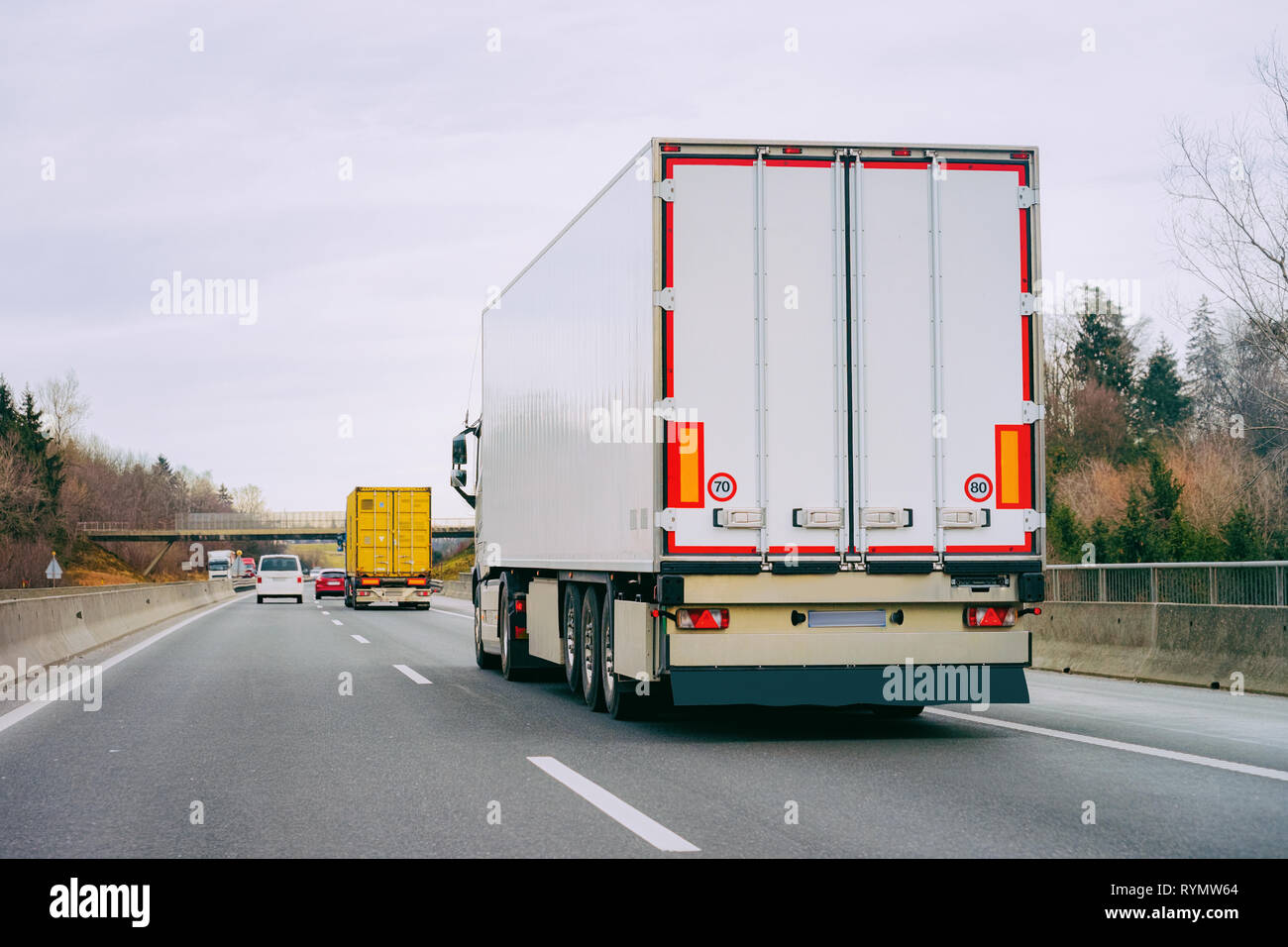 Convoy trucks export hi-res stock photography and images - Alamy