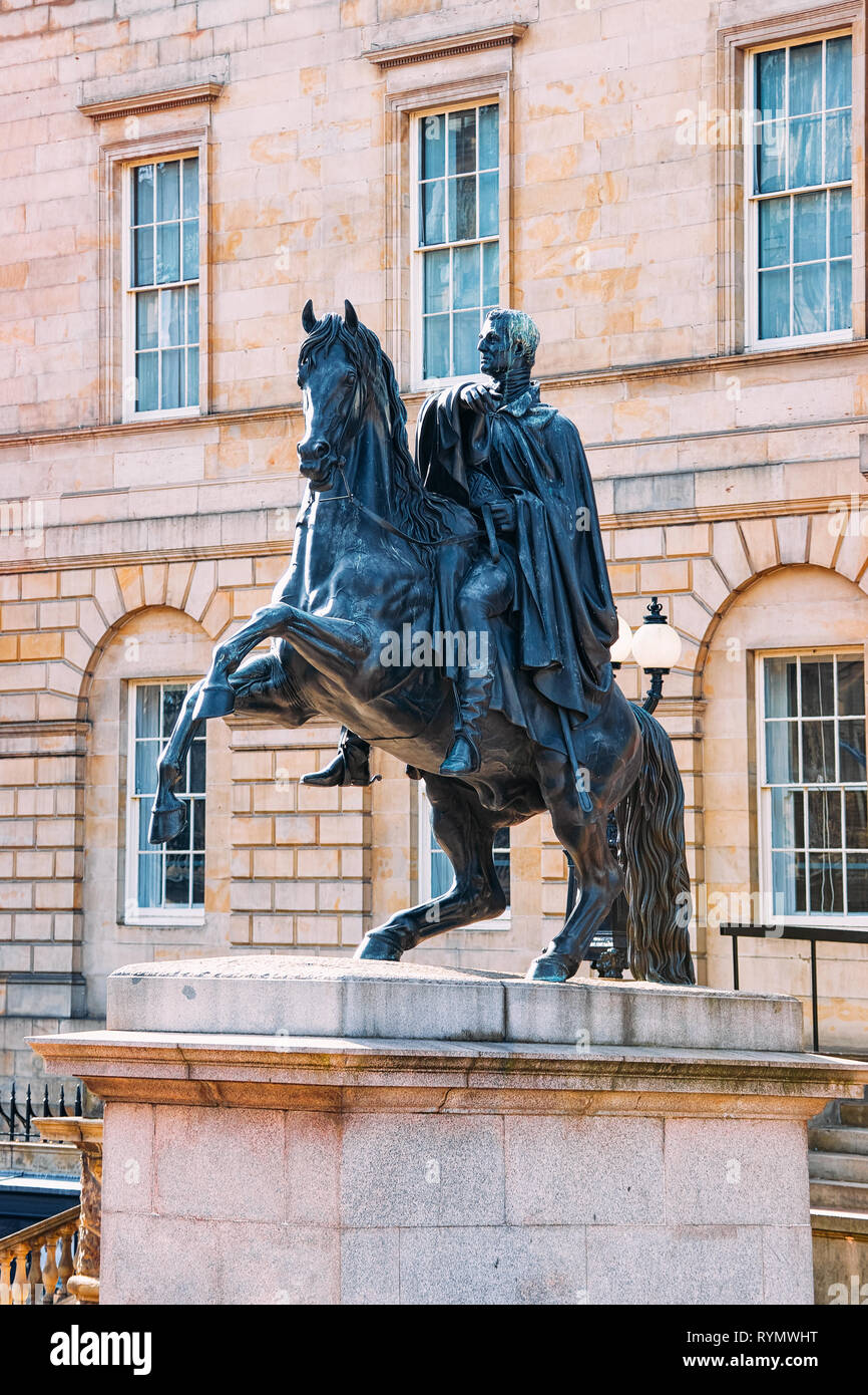 Duke wellington statue in edinburgh hi-res stock photography and images ...