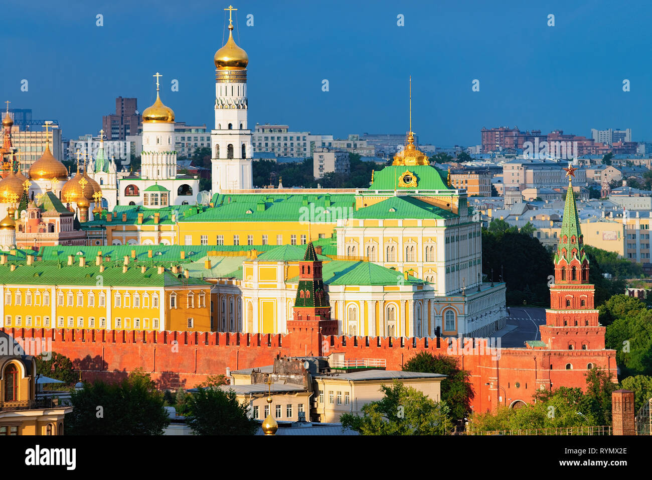 Grand place cathedral aerial hi-res stock photography and images - Alamy
