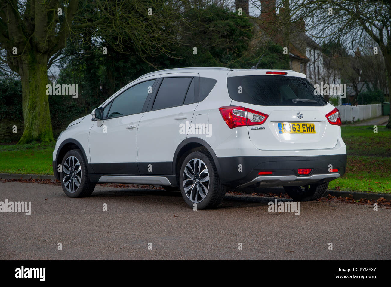 Suzuki s cross hi-res stock photography and images - Alamy