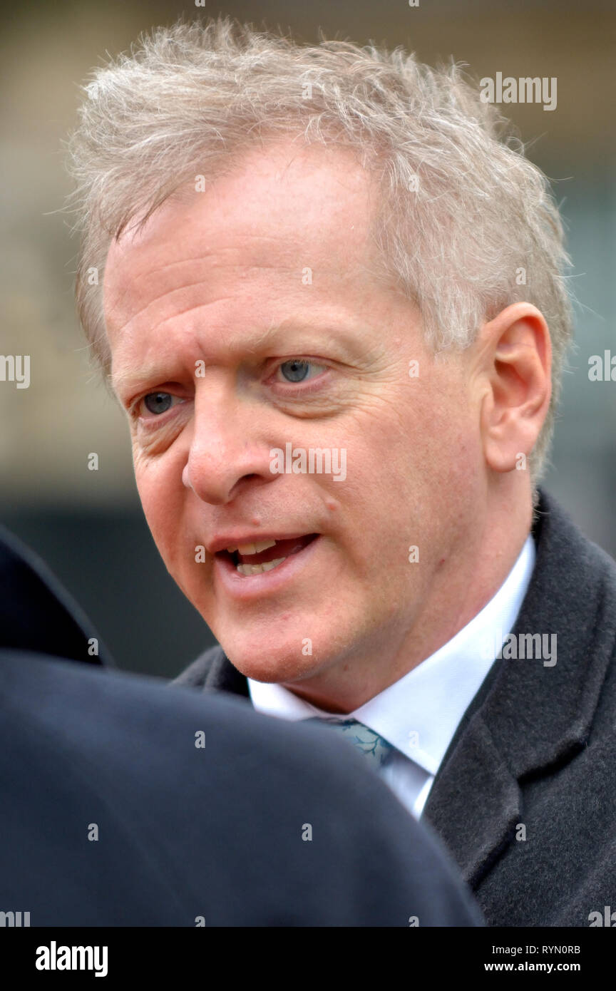 Conservative mp for bracknell hi-res stock photography and images - Alamy