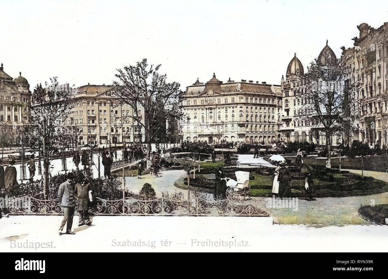 Cib bank building hi-res stock photography and images - Alamy